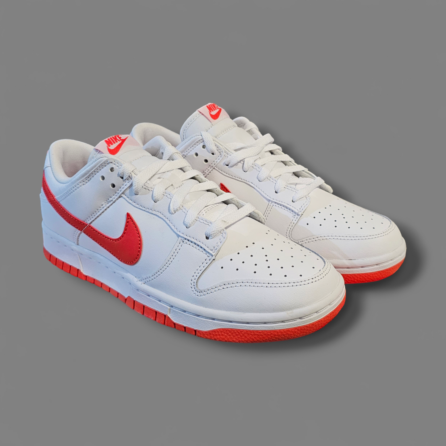Dunk Low White Picante Red – Show Off sneakers